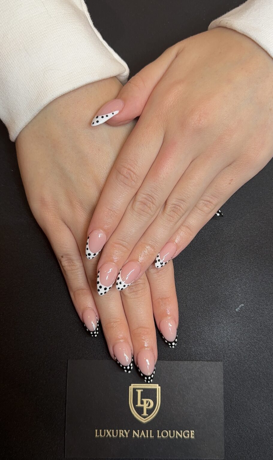 LP Luxury Nail Lounge