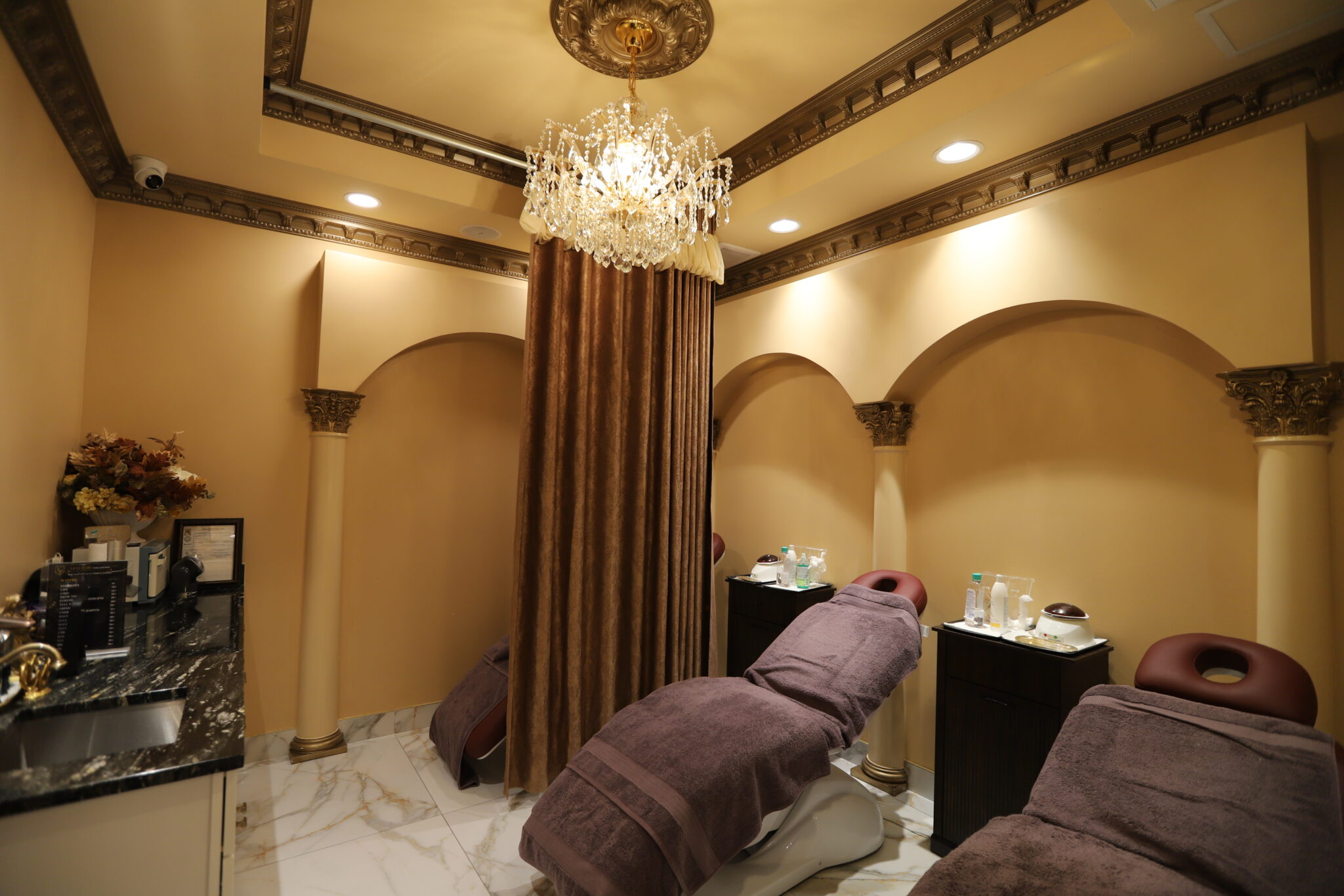 LP Luxury Nail Lounge